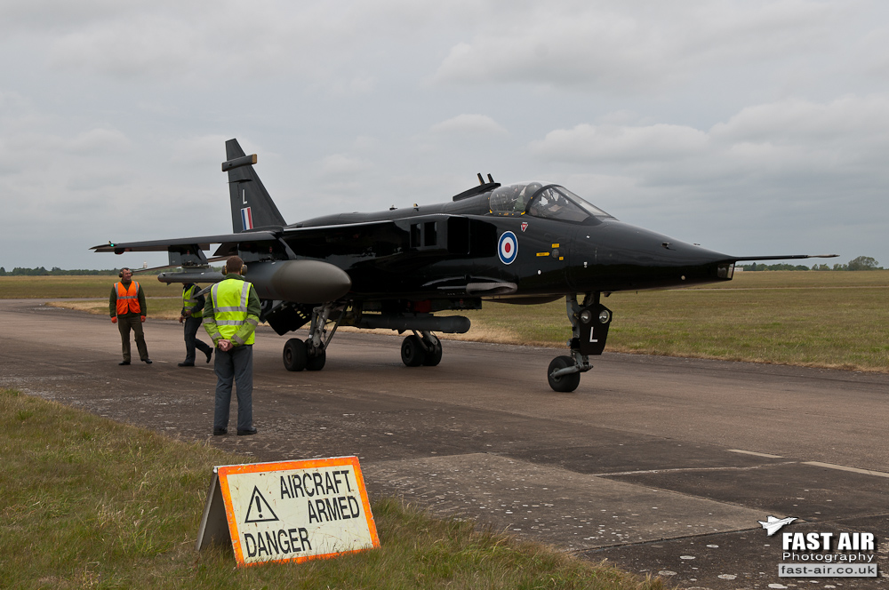 RAF Cranwell's DCAE Jaguars - UK Airshow Review Forums